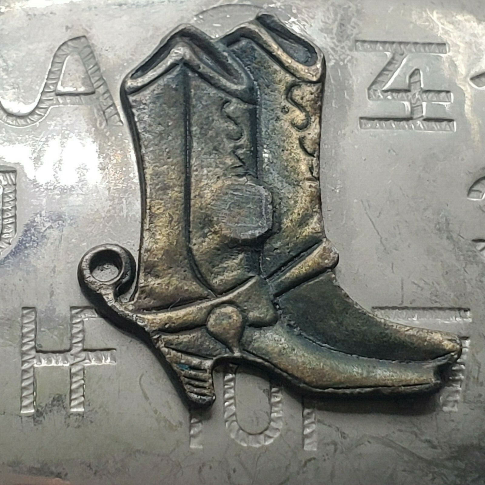 VINTAGE COWGIRL BOOTS BELT BUCKLE WESTERN COLLECTIBLE… - Gem