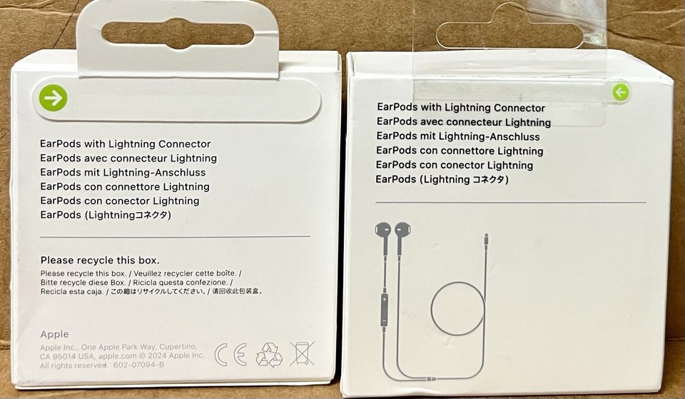 2 X New Original Apple EarPods Wired Lightning Connector Control on ...