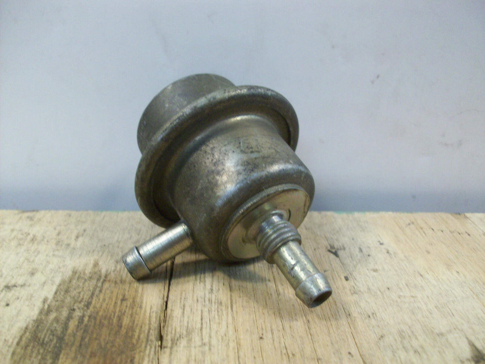 VW Volkswagen Porsche 912 914 BOSCH Fuel Pressure Regulator 0280160200 ...