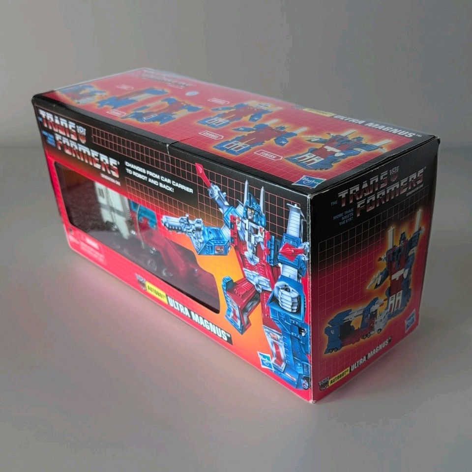 G1 Transformers Generation One Ultra Magnus 2012 Toys"R"Us-exclusive ...