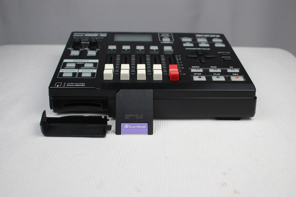 Zoom MRS-4B Portable Multi-Track Digital Recorder Tested & Works NO ...