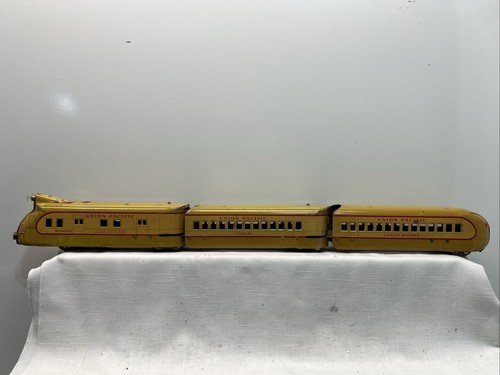Marx M10000 Tin Union Pacific Articulated Passenger Set Yellow & Cream ...