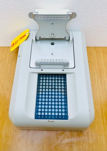 Thermo Scientific Nanodrop ND-8000 UV/Vis Spectrophotometer Multi ...