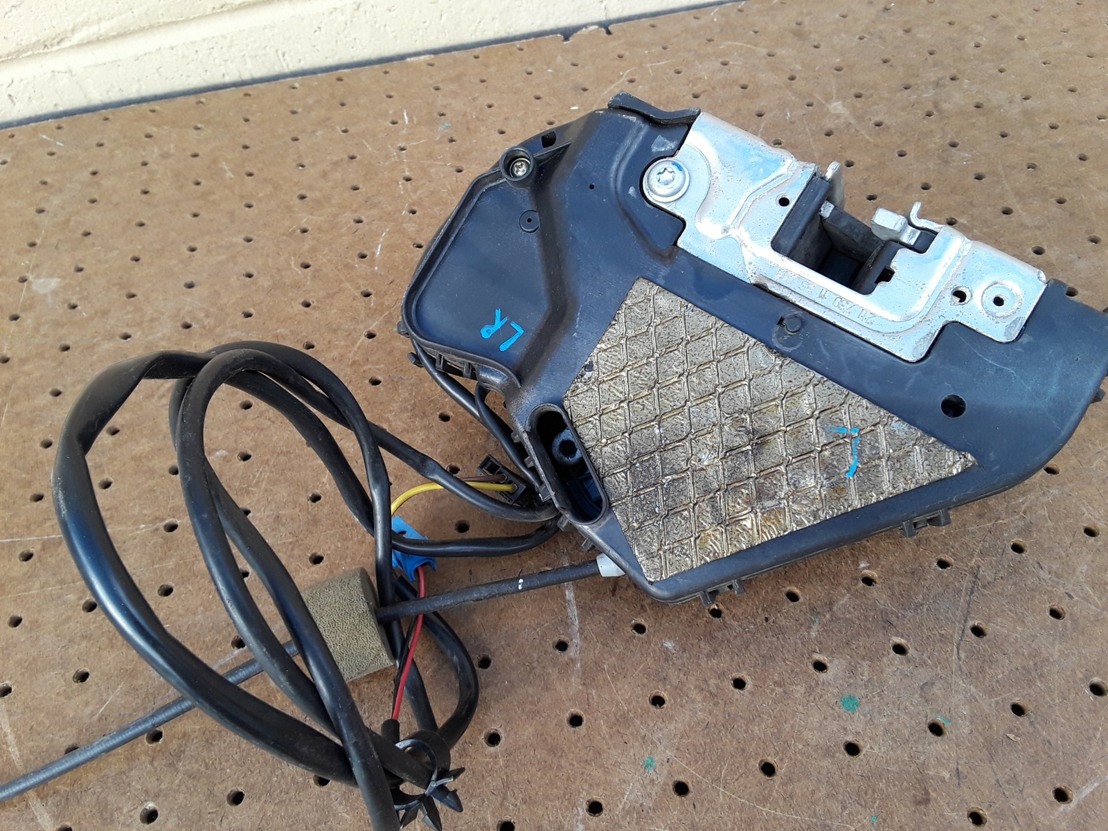 2003 - 2009 MERCEDES E350 W211 REAR LEFT DOOR LOCK LATCH ACTUATOR WITH ...