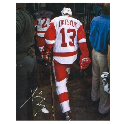 PAVEL DATSYUK Signed Detroit Red Wings 8x10 Photo - 70372 B | eBay