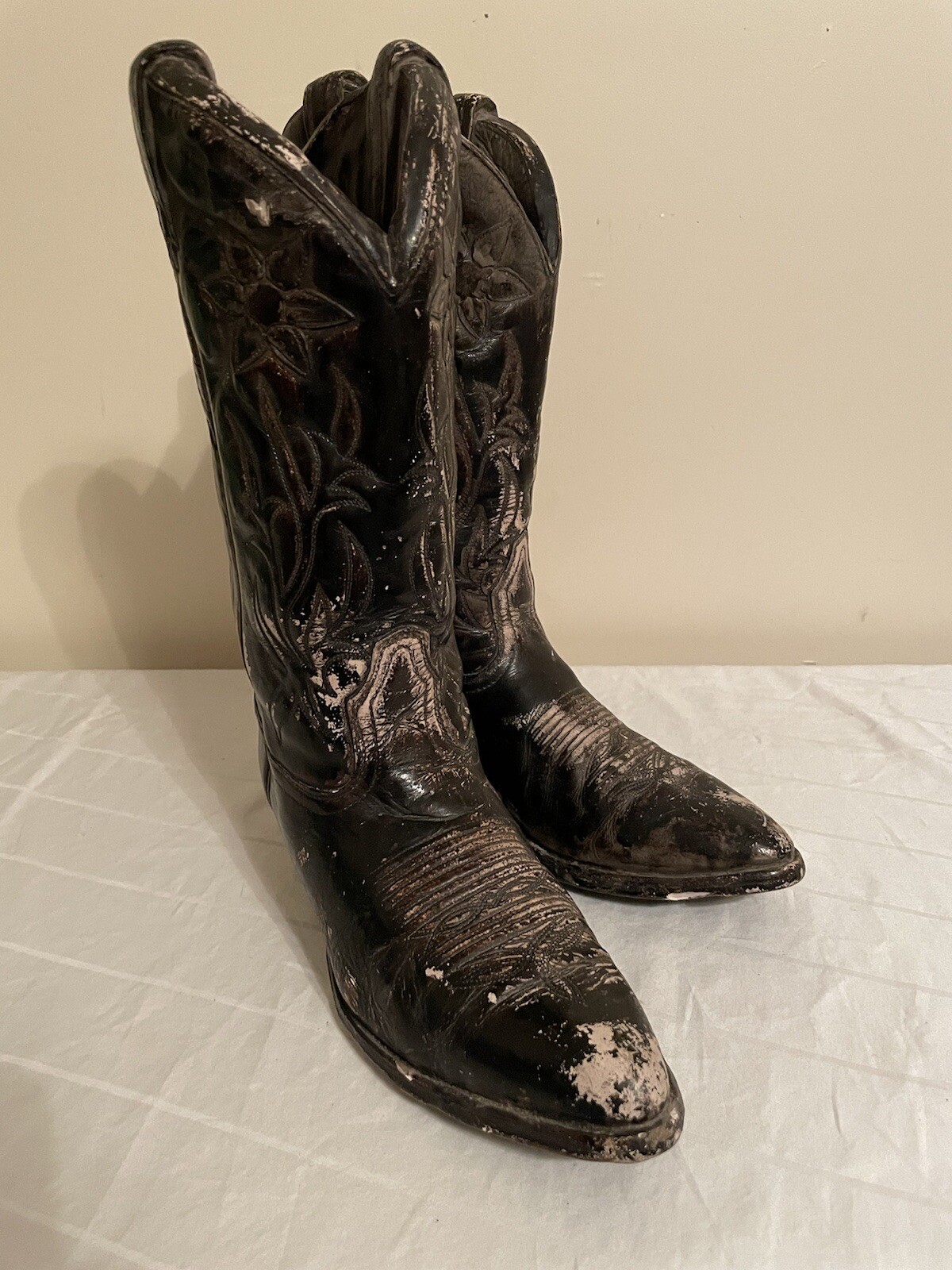 1982 Austin Sculptures Productions Ceramic Cowboy Boots Sculpture ...