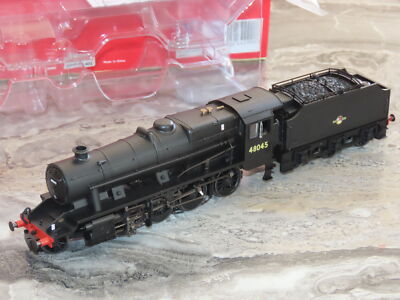 BZ55: Hornby R3564 BR 2-8-0 Class 8F Loco & Tender 48045 with Fowler ...