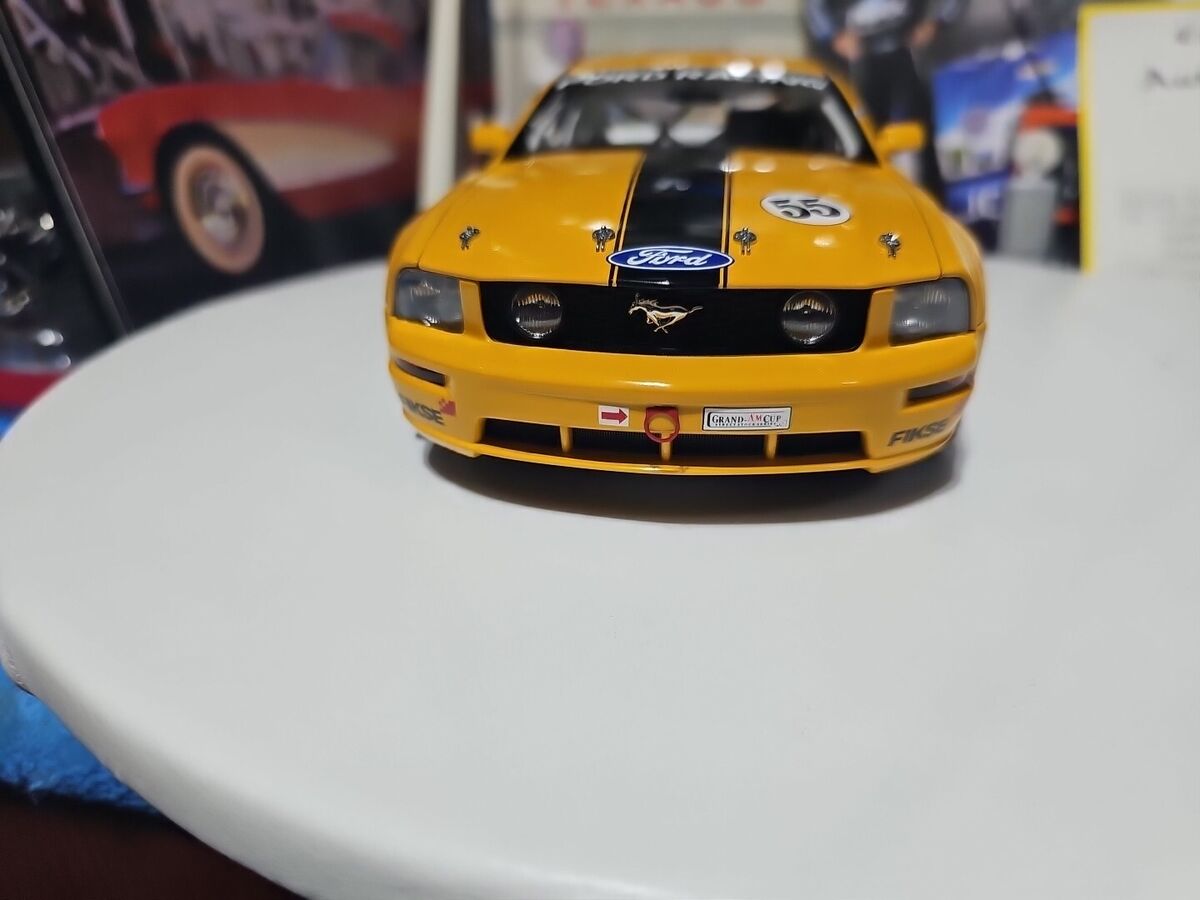 1/18 AUTOart Ford Mustang FR500C 2005 Grand-Am Cup 1/18 AUTOart Ford Mustang FR500C 2005 Grand-Am Cup