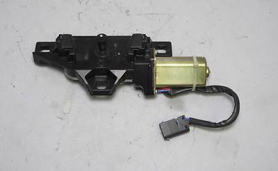 BMW E65 E66 7-Series Rear Trunk Boot Deck Lid Release Lock Latch Motor ...