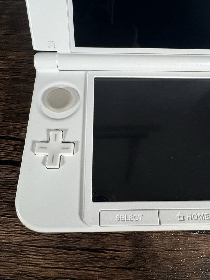 Nintendo 3DS XL Yoshi Lime Green Console Limited Edition Complete Box ...