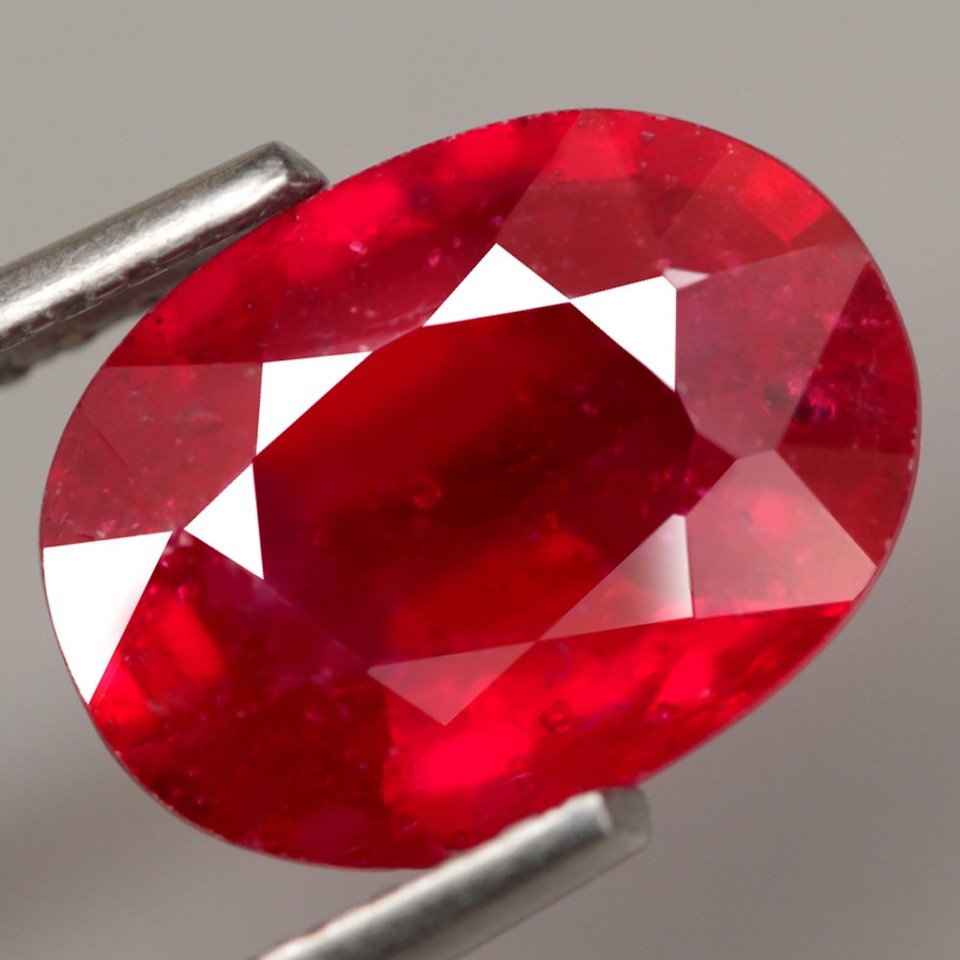 2.61Ct. Natural Gemstone Ruby Red Oval Big Madagascar Beautiful Sparkles Color! | eBay