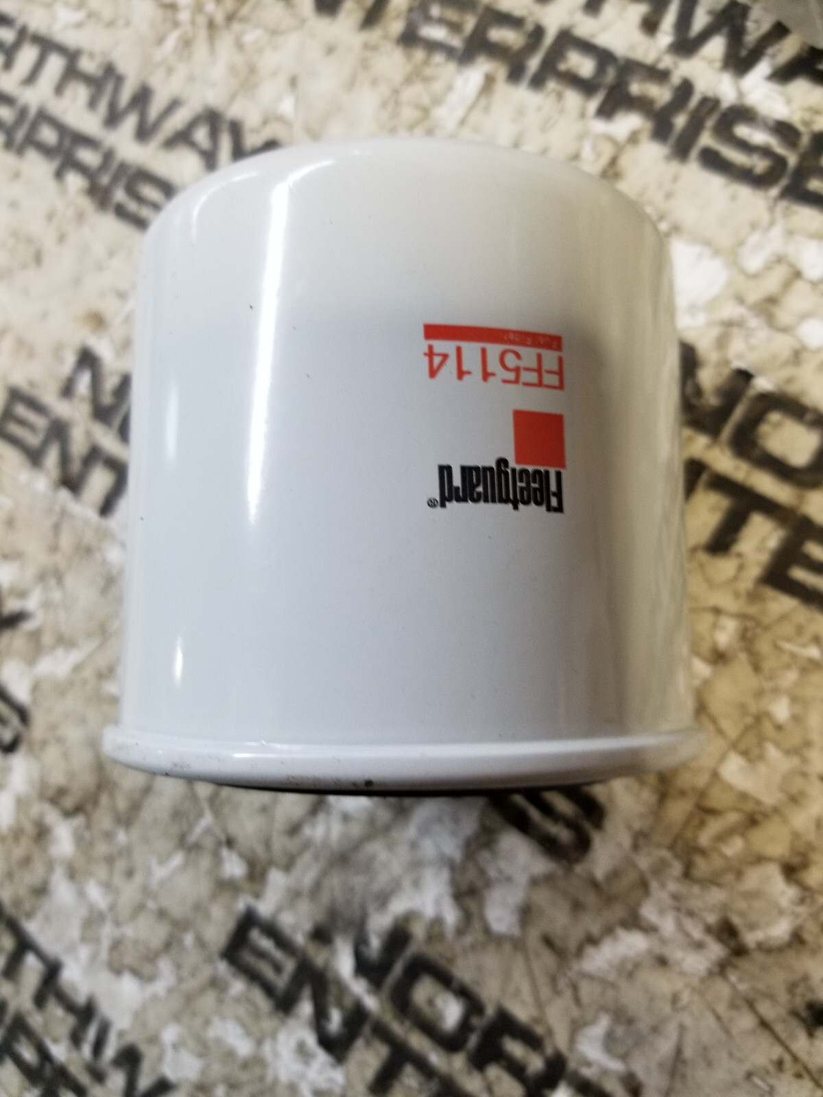 FLEETGUARD FF5114 - Fuel filter cross reference