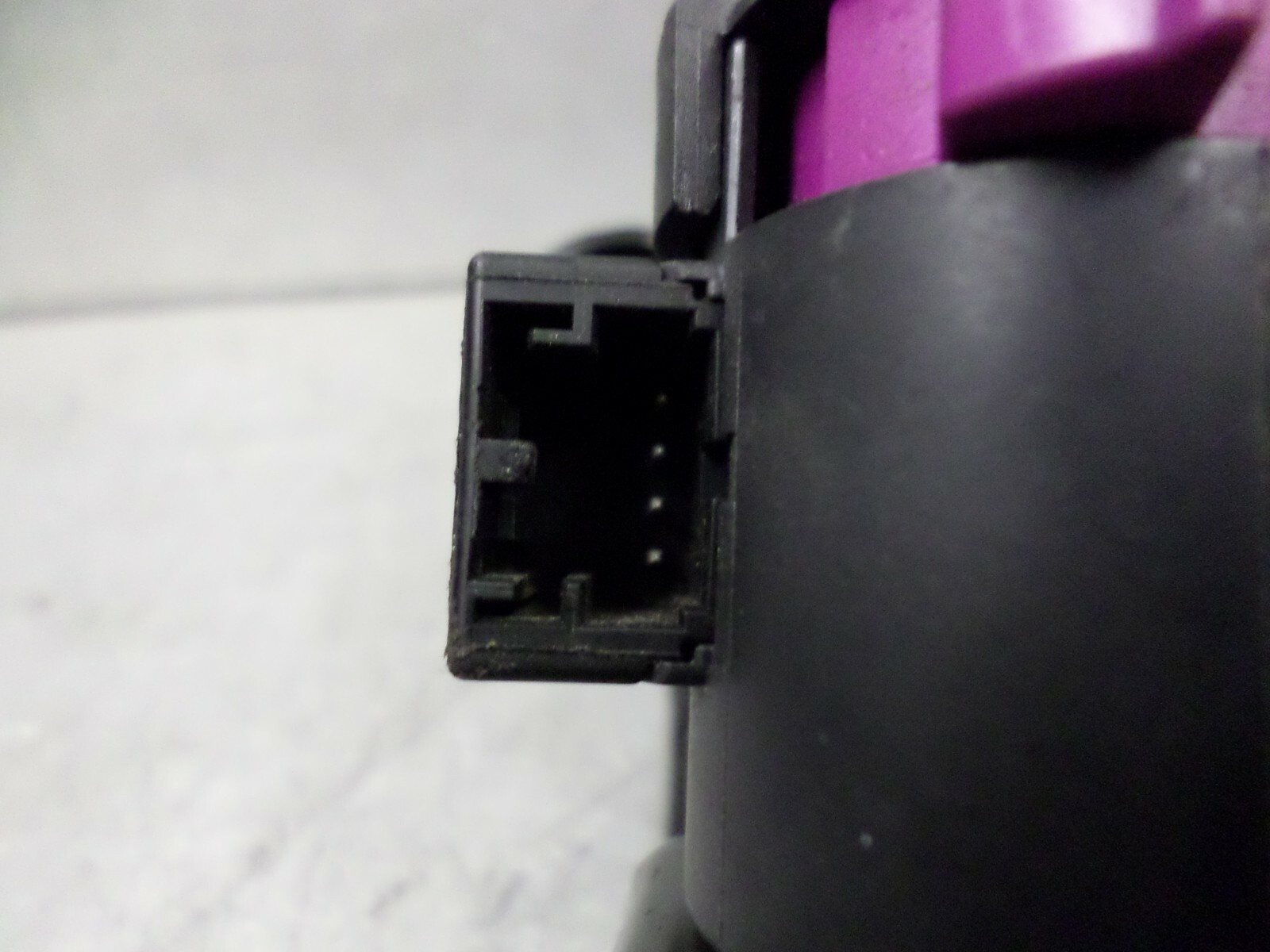 Audi A6 C6 Brake Light Pedal Switch and Bracket 4F0945459A | eBay