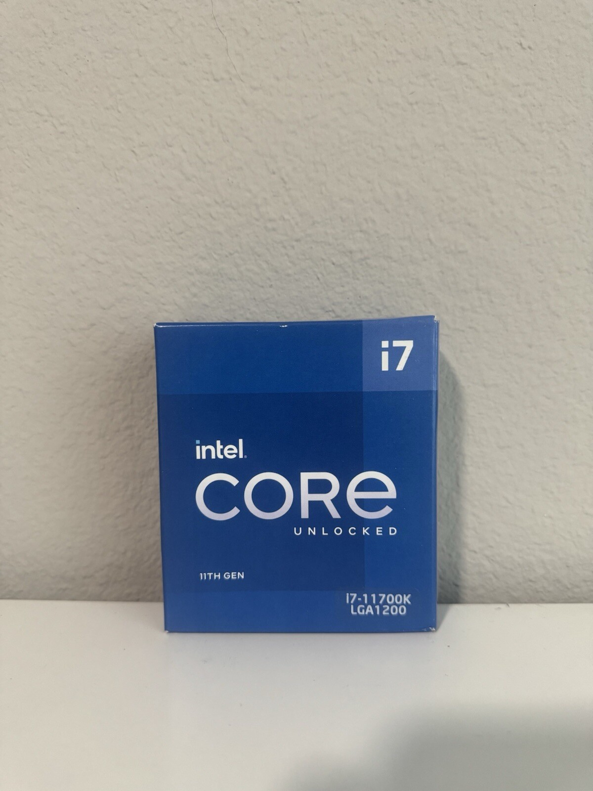 Intel Core i7-11700K Processor (5 GHz, 8 Cores, Socket FCLGA1200) Box ...