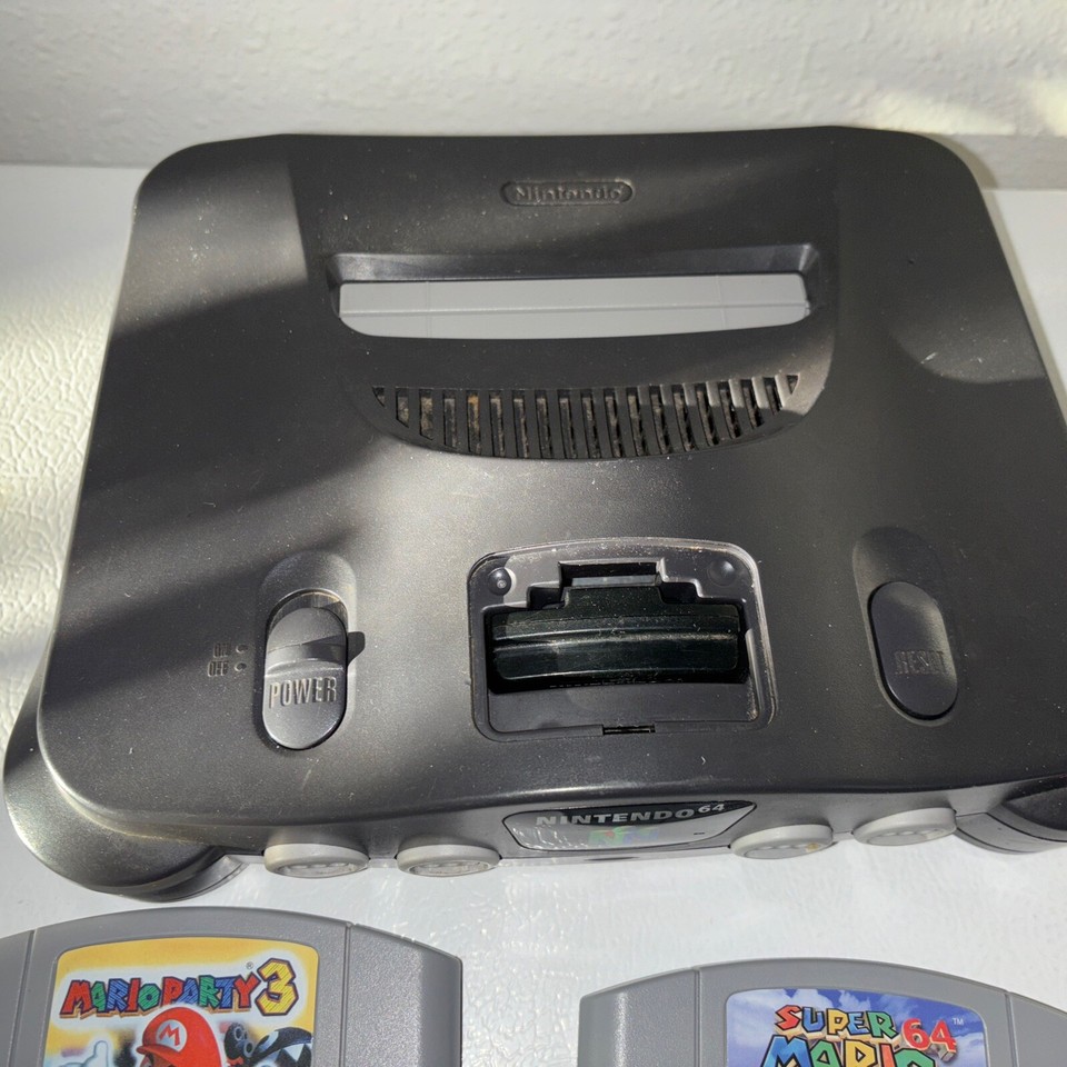 Wow Nintendo 64 console + 2 Controllers 5 Mario GAMES Party 1 2 3 Mario ...