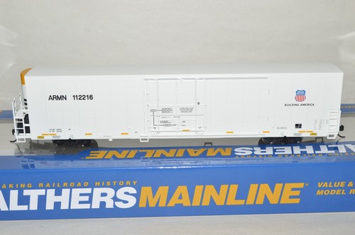 HO scale Walthers 72' reefer refrigerated boxcar train Union Pacific RR ...