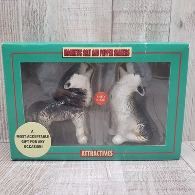 Pacific Giftware Howling Wolves Ceramic Salt & Pepper Shakers New In ...