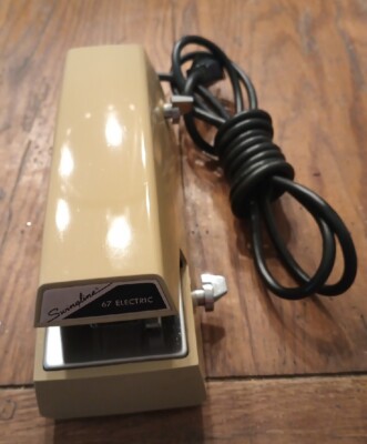 Staplers - Swingline Model 67 Electric Stapler