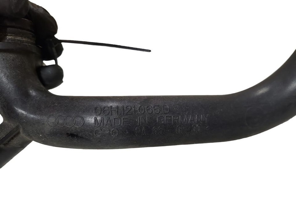 Audi A4 S4 B8 8K 2010 Petrol engine water coolant pipe hose 06H121065D ...