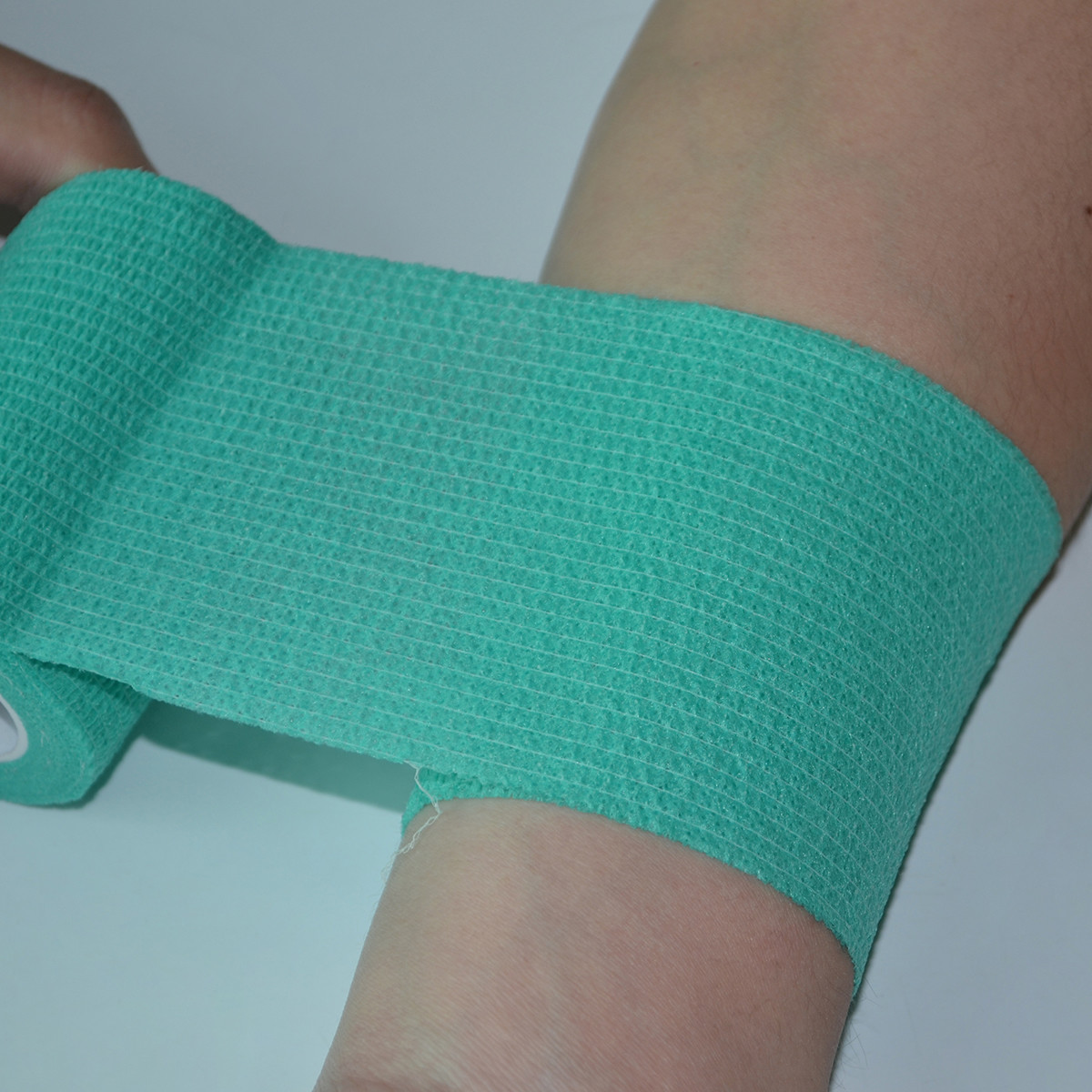 4 rolls Non-woven Self Adhesive First Aid Bandage Elastic Cohesive 7 ...