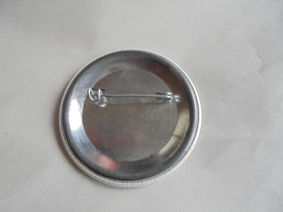 Cool Vintage 1994 Grundy County Corn Festival Souvenir Pinback Badge ...