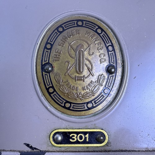 Vintage Rare 1951 Beige Singer 301 Sewing Machine Excellent Shape ...