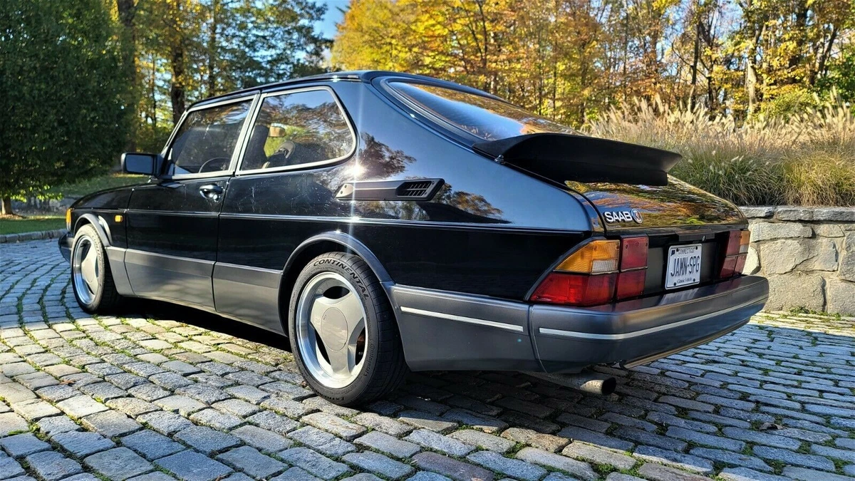Rust-Free 1988 Saab 900 SPG Turbo Is a Holy Grail Performance Machine