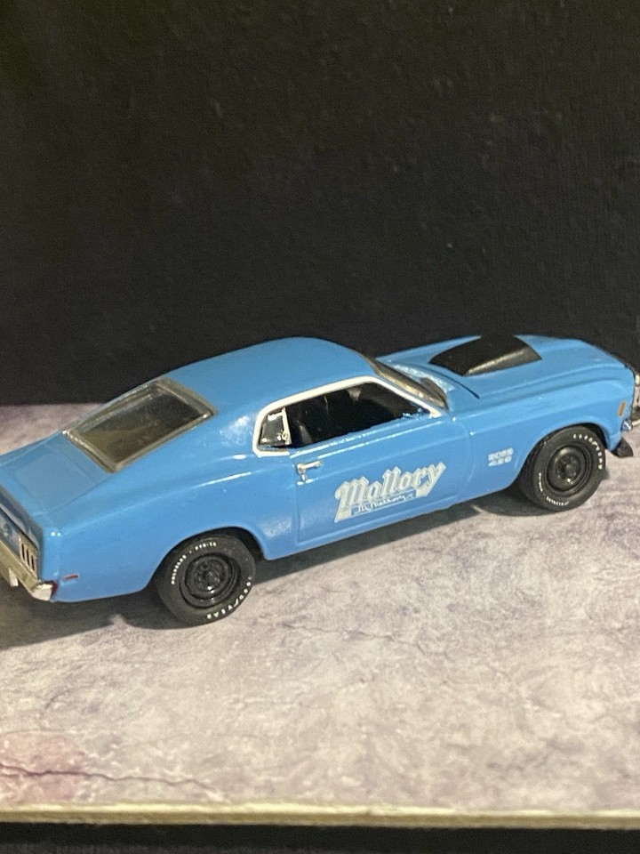 Mallory 1970 Ford Mustang BOSS 429 Blue 1:64 Diecast Diorama Model Car ...