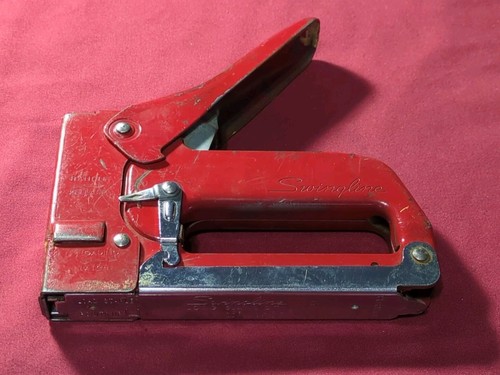 Swingline #800 Vintage Heavy Duty Tacker Staple Gun Red *Tested Without ...