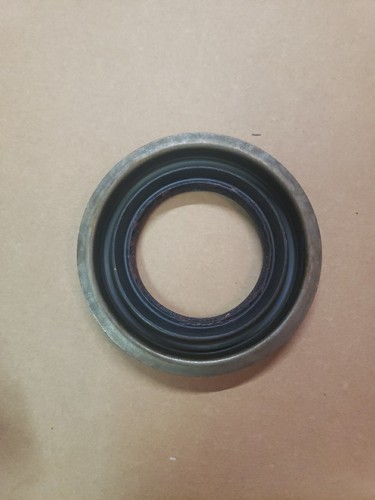 Mopar 5086789AA Drive Shaft Pinion Yoke Seal For 03-18 Ram Loc: Black ...
