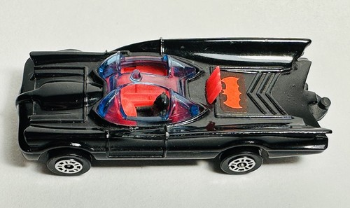 VINTAGE CORGI JUNIOR BATMAN BATMOBILE 1966 WITH PERFECT WHEELS COMPLETE ...