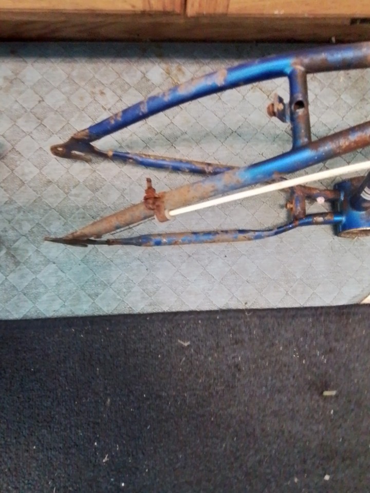 R41,3 20"HUFFY,MUSCLE BIKE,all Pro 20"FRAME,BUZZ BIKE,COAST TO COAST ...