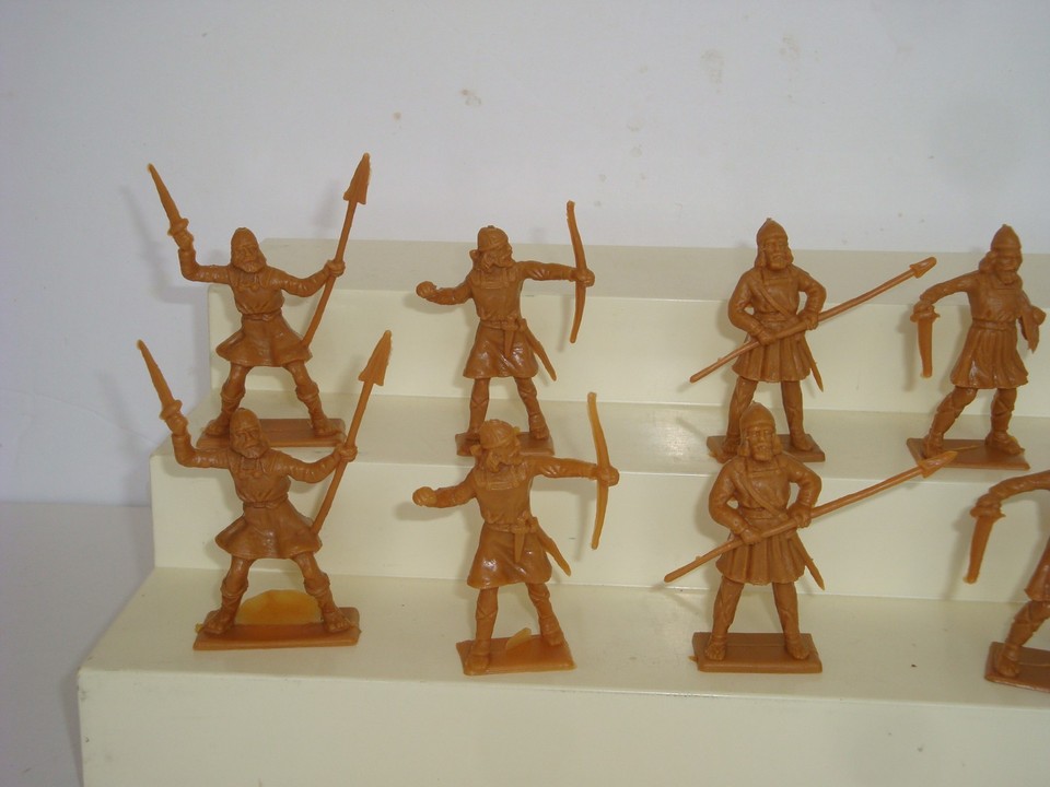 Cherilea / 1/32 / Ancient Roman Era / Dark Age Britons / 12 in 5 Poses ...