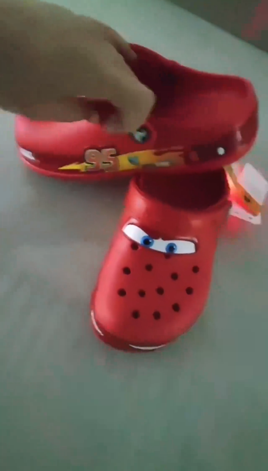 NEW Kid’s LIGHT-UP Lightning McQueen NWT Kid Shoe Clog Disney C9-J3 ...