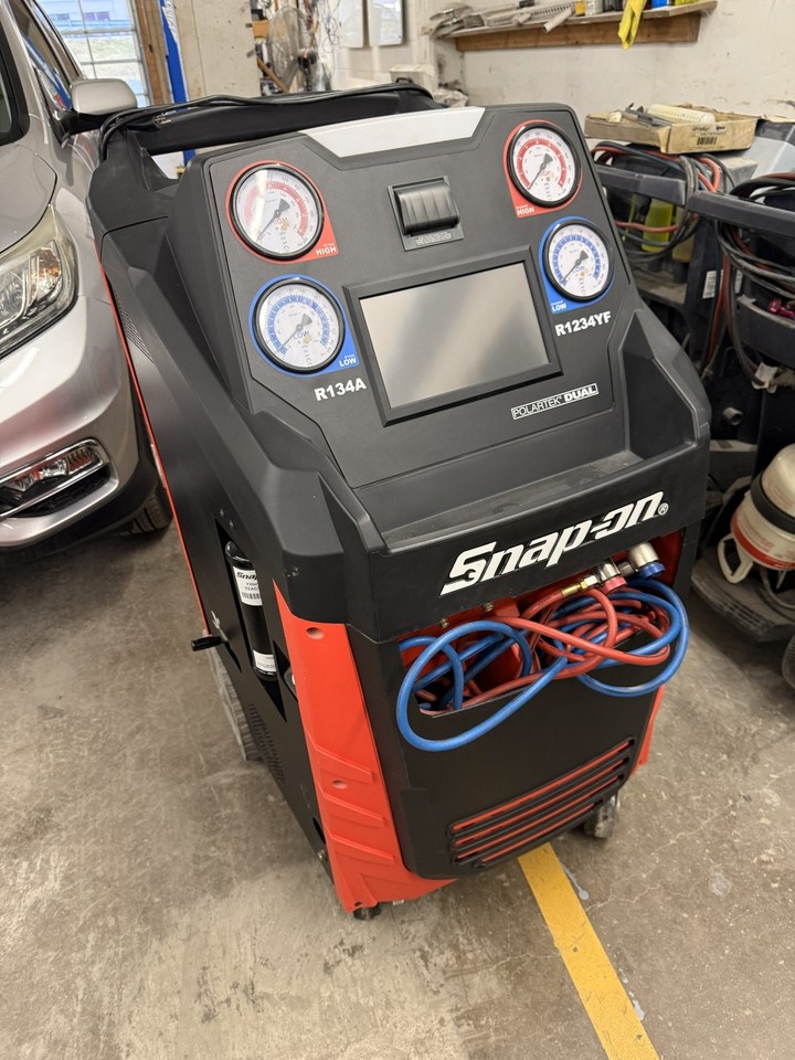 Snap-on EEAC334B Polartek Dual R134a & R1234yf AC Recovery Machine ...