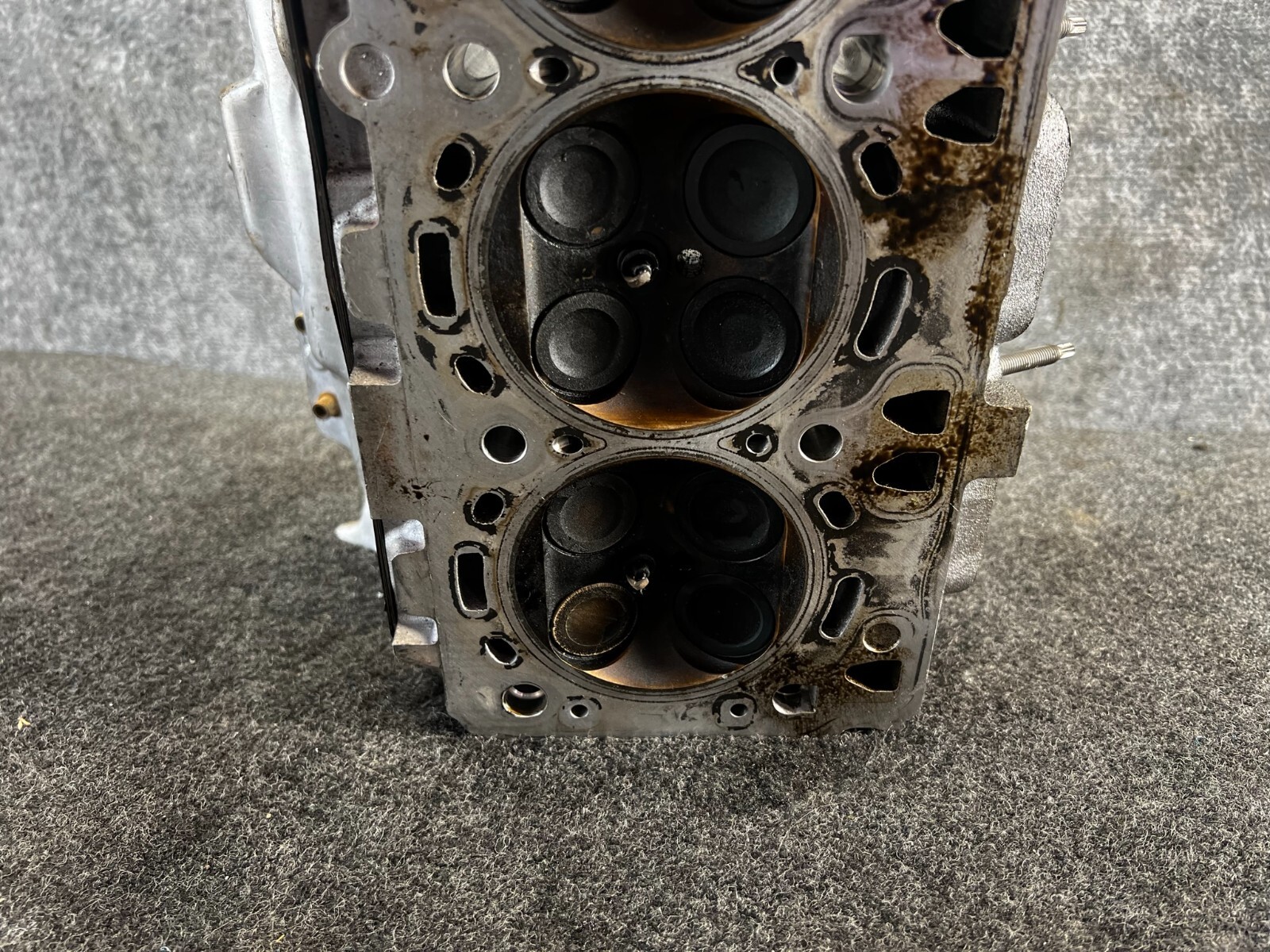BMW 10-14 E70 E71 X5M X6M S63 LEFT SIDE BANK 2 ENGINE 5-8 CYLINDER HEAD ...
