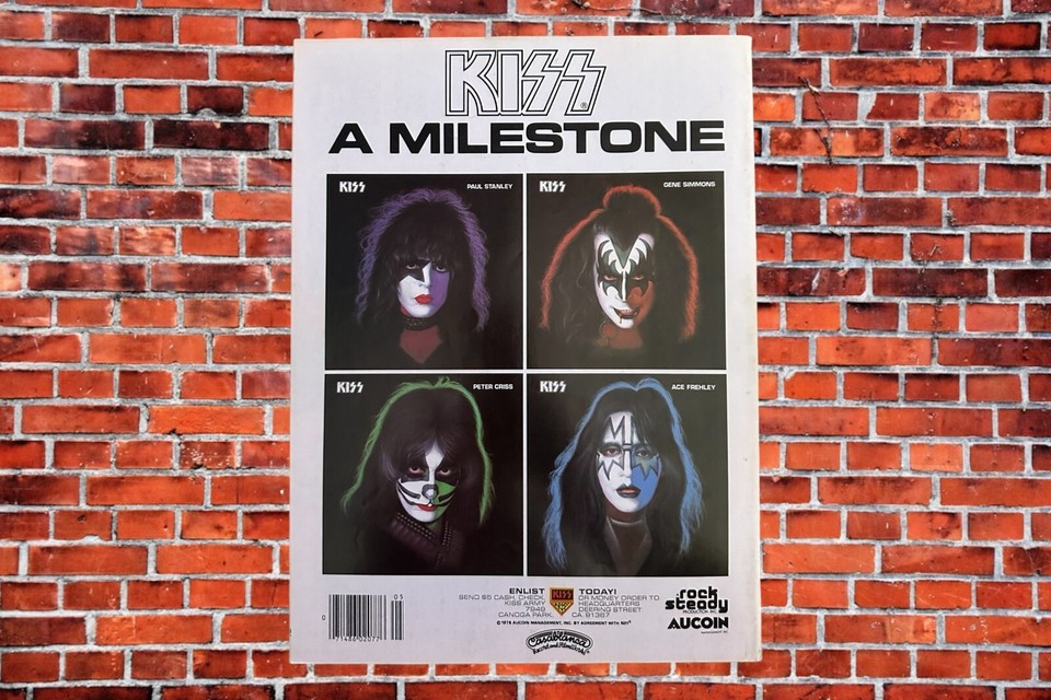 A Marvel Super Special KISS Comic Book No 2 1978 EXCELLENT Poster w ...