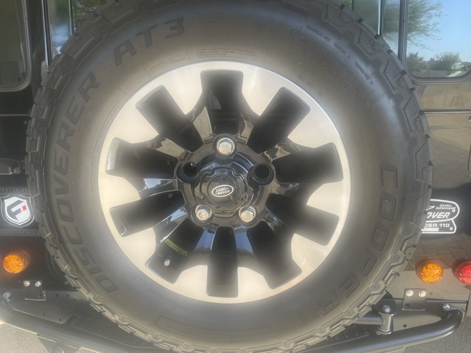 Land Rover Defender Discovery 18" Sawtooth Wheels and Cooper A/T Tire ...