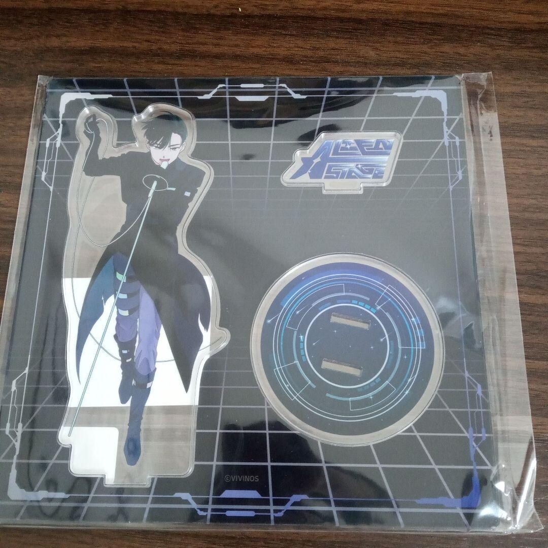Alien Stage Ivan Acrylic Stand & Can Badge Set Rare New | eBay