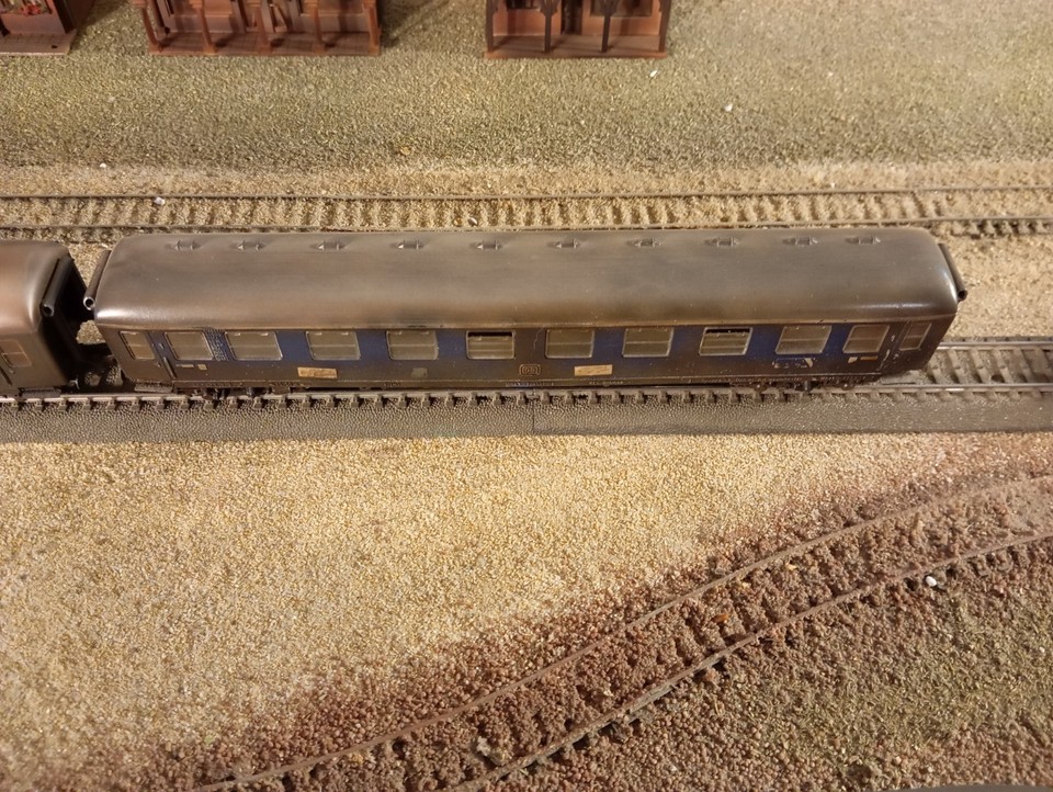 FLEISCHMANN, HAND PAINTED WEATHERED PASSENGER WAGONS, SCALE HO | eBay