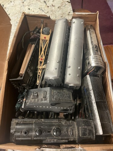 Vintage American flyer- Two Engines, Cars And Track | eBay