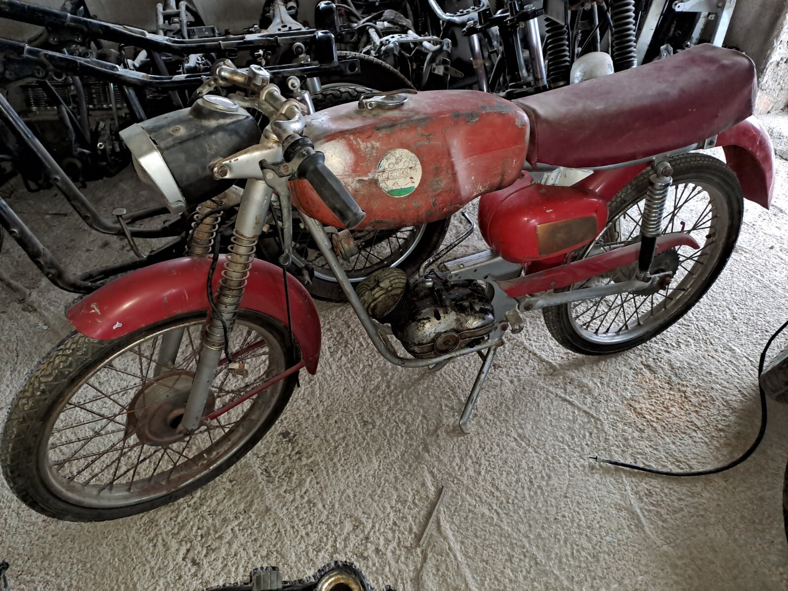 benelli motobi GOBEN 48cc 50 sprint 3V sport CE 3 marce ciclomotore ...