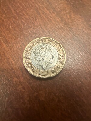 Very Rare 2017 £1 Pound Coin Royal Mint Error - Misprinted Circle ...