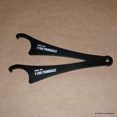 Ducati Panigale 959 1199 1299 Ohlins Shock Spring Preload Adjusting ...