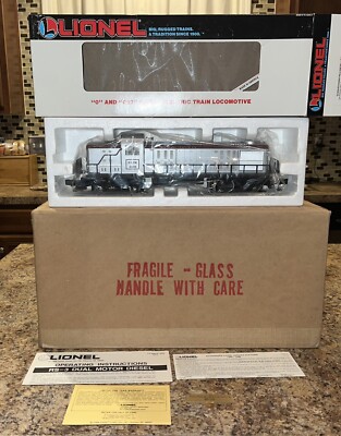Lionel Susquehanna RS-3 Diesel Engine w/ Display Case 6-18809 NEW | eBay