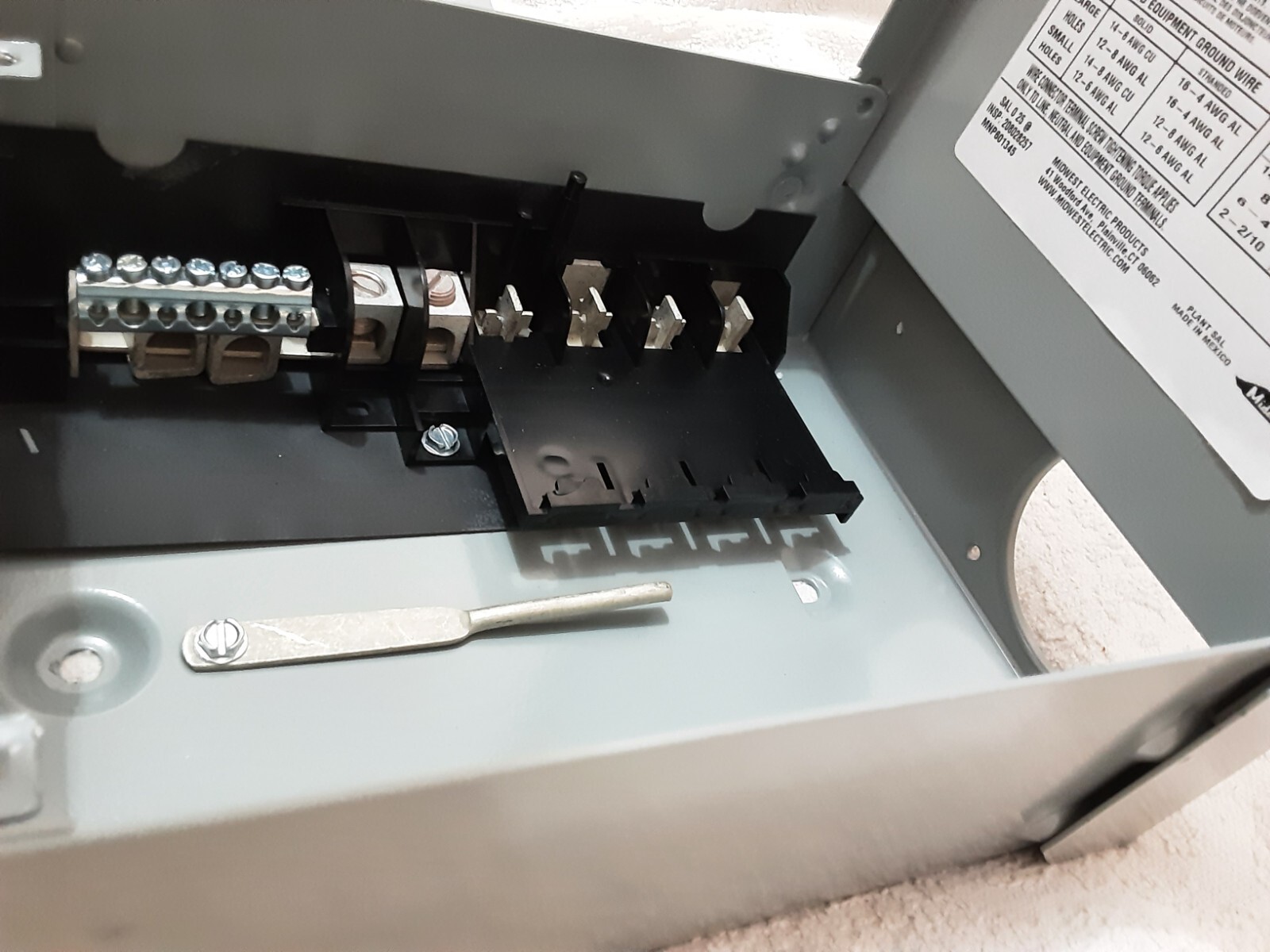 midwest GE siemens spa panel breaker removed 125 amp 2 spaces/4 ...