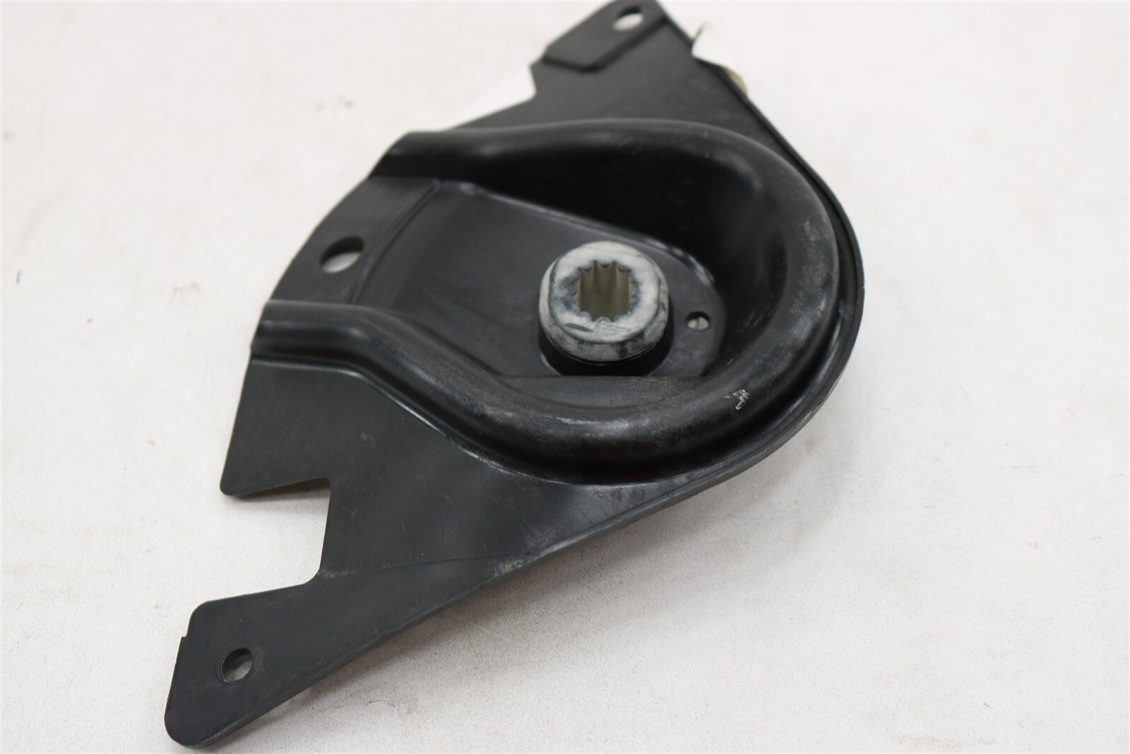NEW OEM Ford Radiator Support Upper Bracket Right YR8Z-8A193-BA Lincoln ...