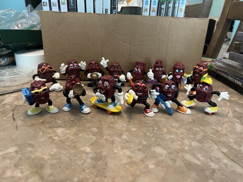 Complete Set of Hardee’s California Raisins Figures Toys Series 1,2 ...