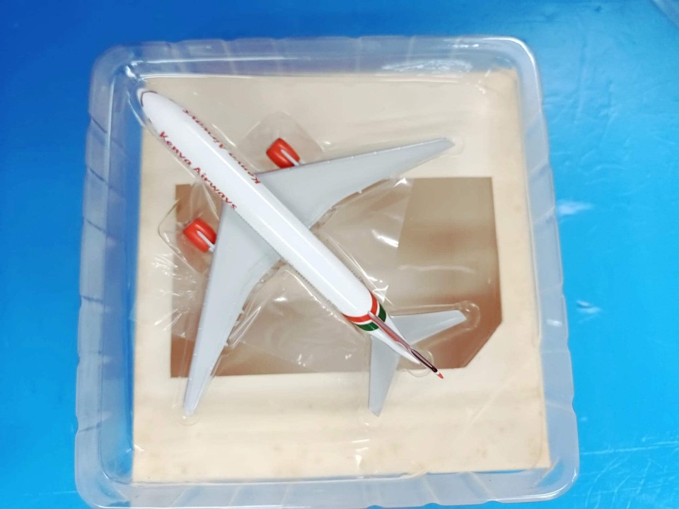 RARE Herpa Wings SAMPLE 1:500 Kenya Airways B777-200 5Y-KQT - Diecast ...