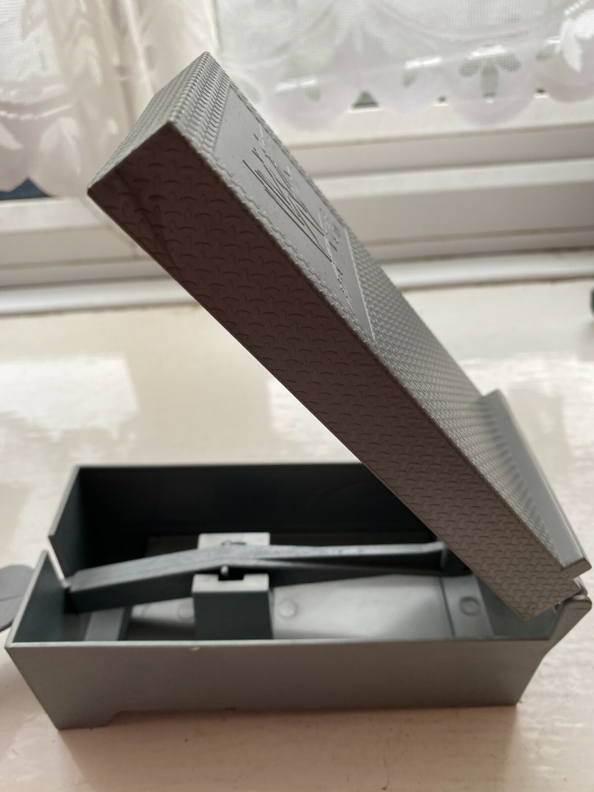 WWE WWF ENTRANCE RAMP FLIPPER WRESTLING ACTION FIGURE RING STAGE ...